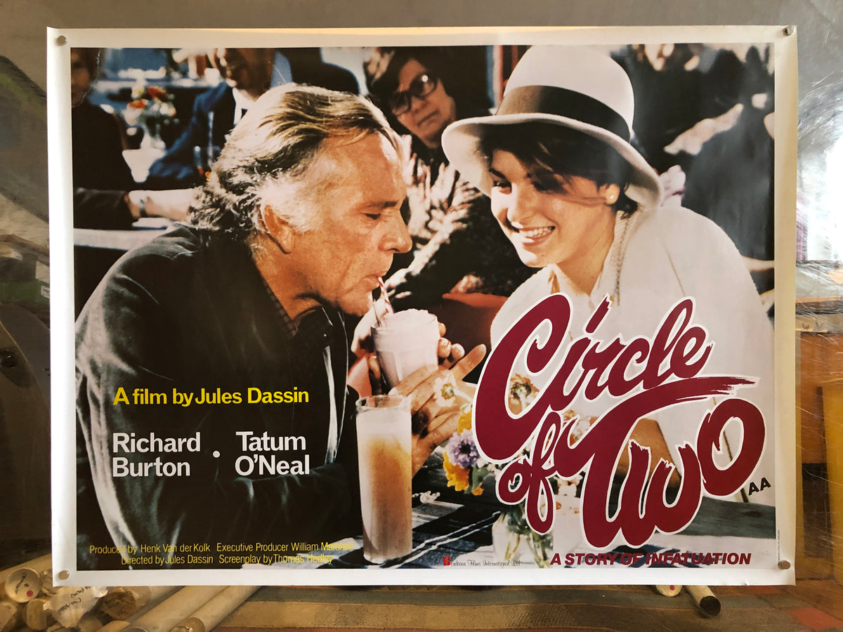 Circle of Two – Vintage Magazine Company